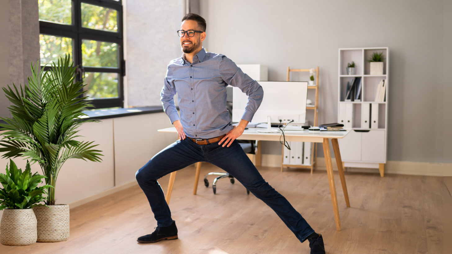 Büro Workout: Fitness am Arbeitsplatz – 7 Übungen für mehr Energie